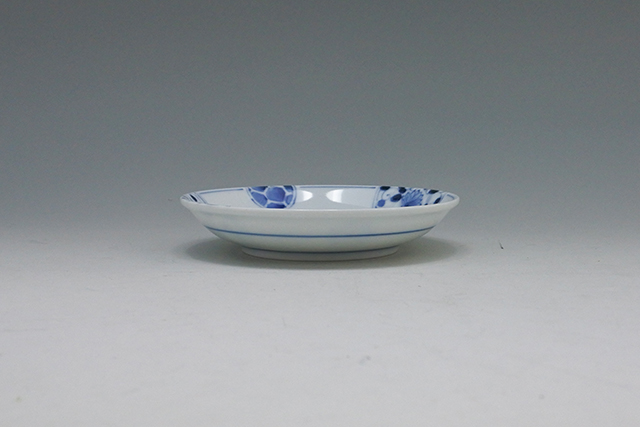 美濃焼】花伊万里4.0取皿 銘々皿 直径13.5cm×高さ2 美濃焼】花伊万里4.0取皿 銘々皿 直径13.5cm×高さ2